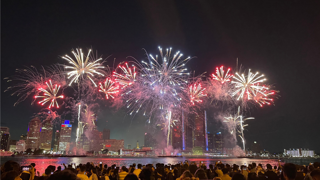 Thousands flock to Windsor's riverfront for annual Ford Fireworks show