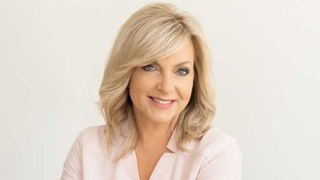 Lisa Williams selected as 2024 Lifetime Achievement Award recipient by ...