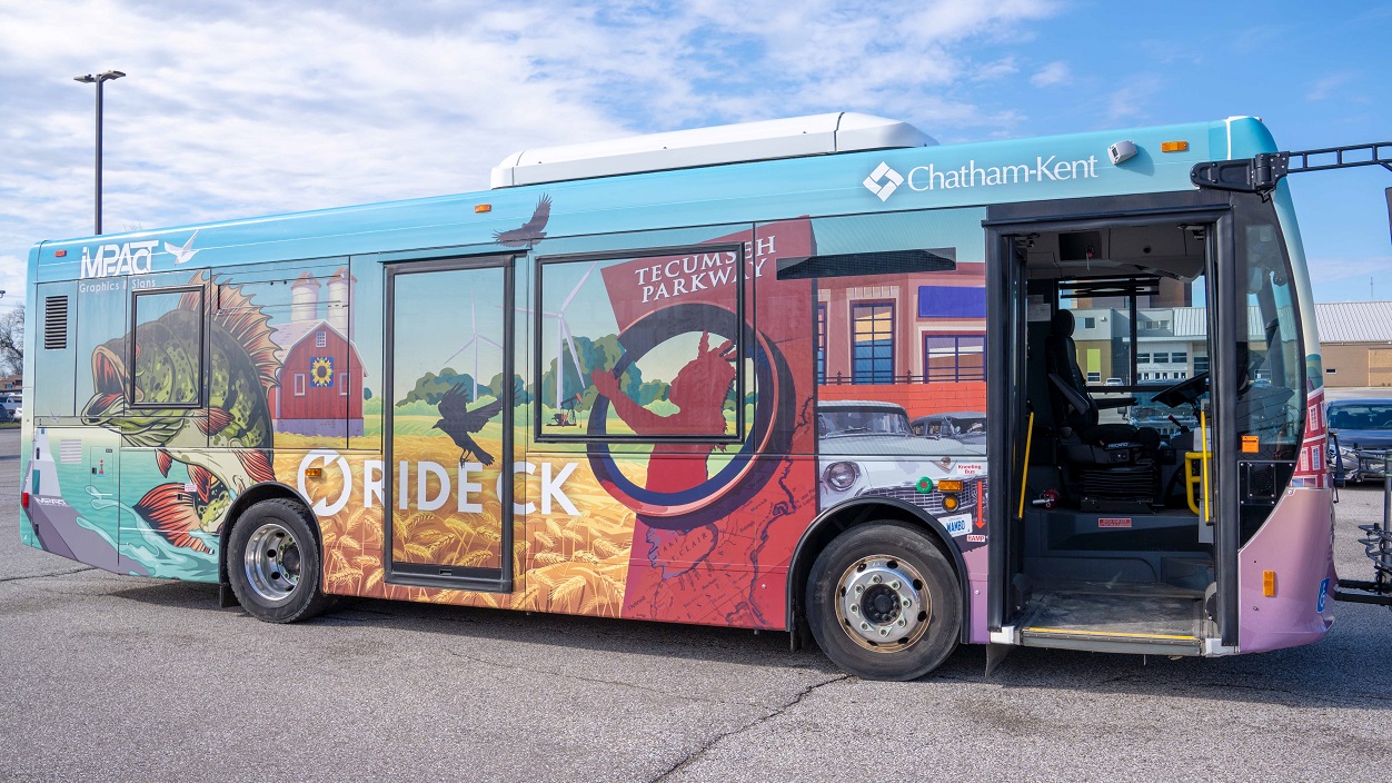 New 'Mobile Mural' bus unveiled in Chatham-Kent