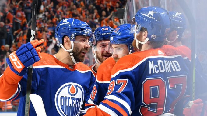 Oilers battle back from early deficit to defeat Stars 5-2 and pull even ...