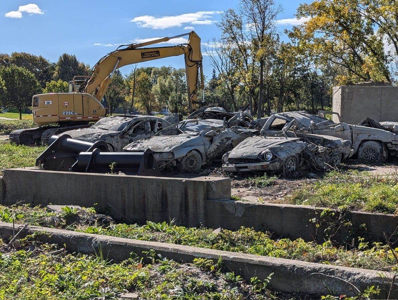 Detroit River cleanup wraps up with 13 vehicles and one trailer pulled ...