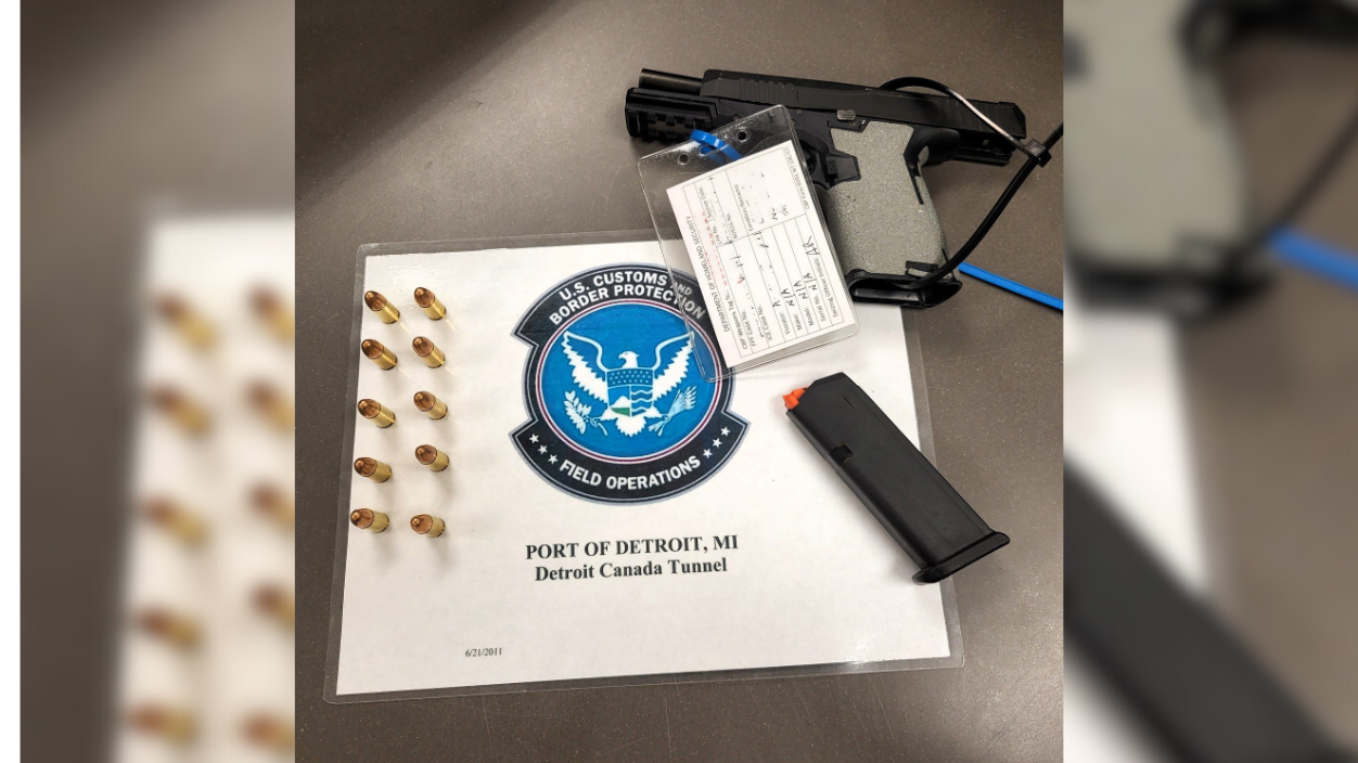 Travellers attempt to ditch gun at Windsor-Detroit Tunnel: CBP