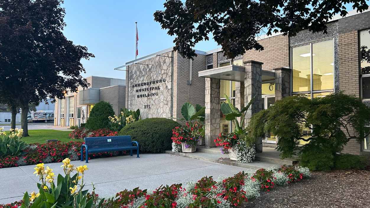 Amherstburg punts ward system to next council