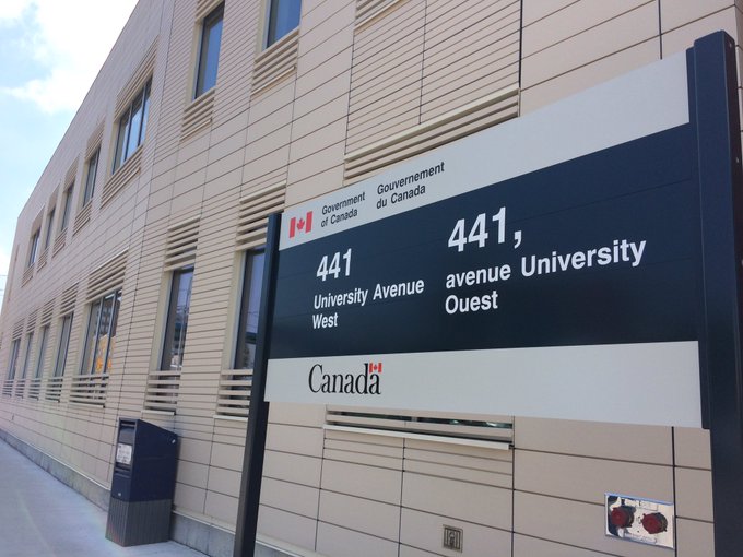 Federal Workers Return to University Ave. Building