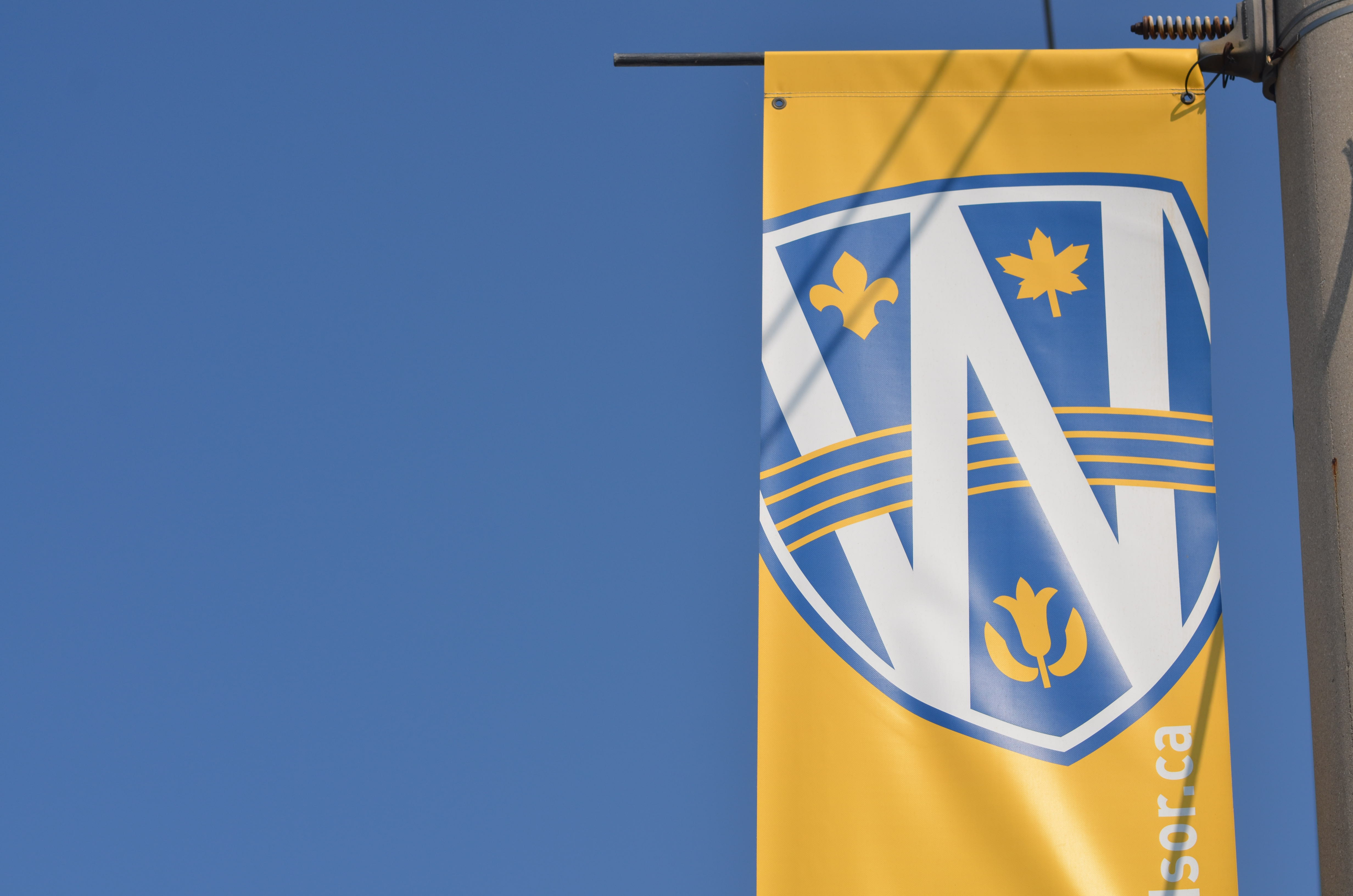 Windsor University Logo Eton College, Located In Eton, Berkshire, Near